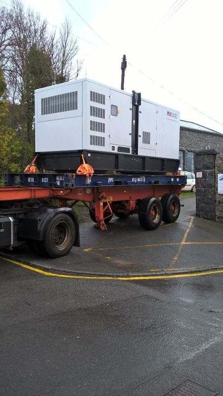 March 2018 - Delivery of the Standby Generator | Guernsey Water